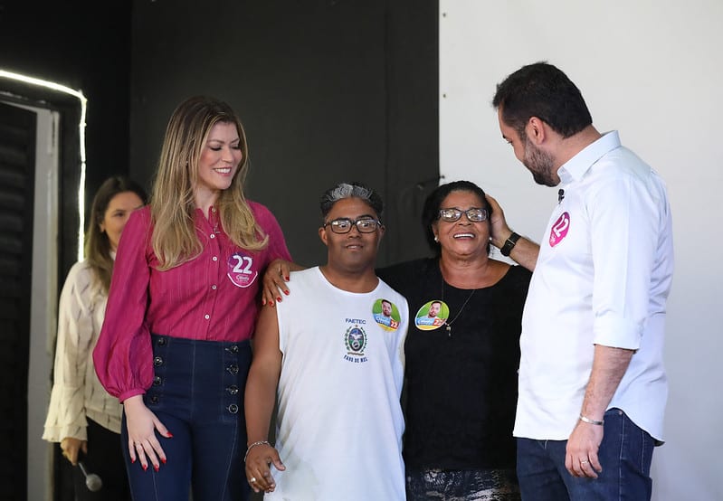 Cláudio Castro vai criar centros regionais de acolhimento a crianças ...