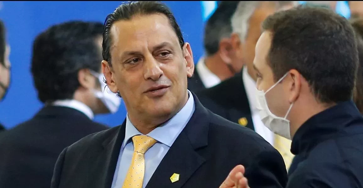 PF diz que Wassef pode ser preso caso se recuse a depor sobre Rolex ...