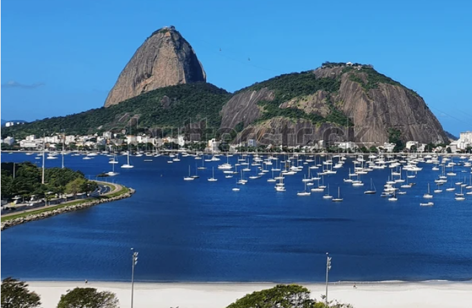 Praia de Botafogo própria para banho surpreende cariocas: "Está ótima ...